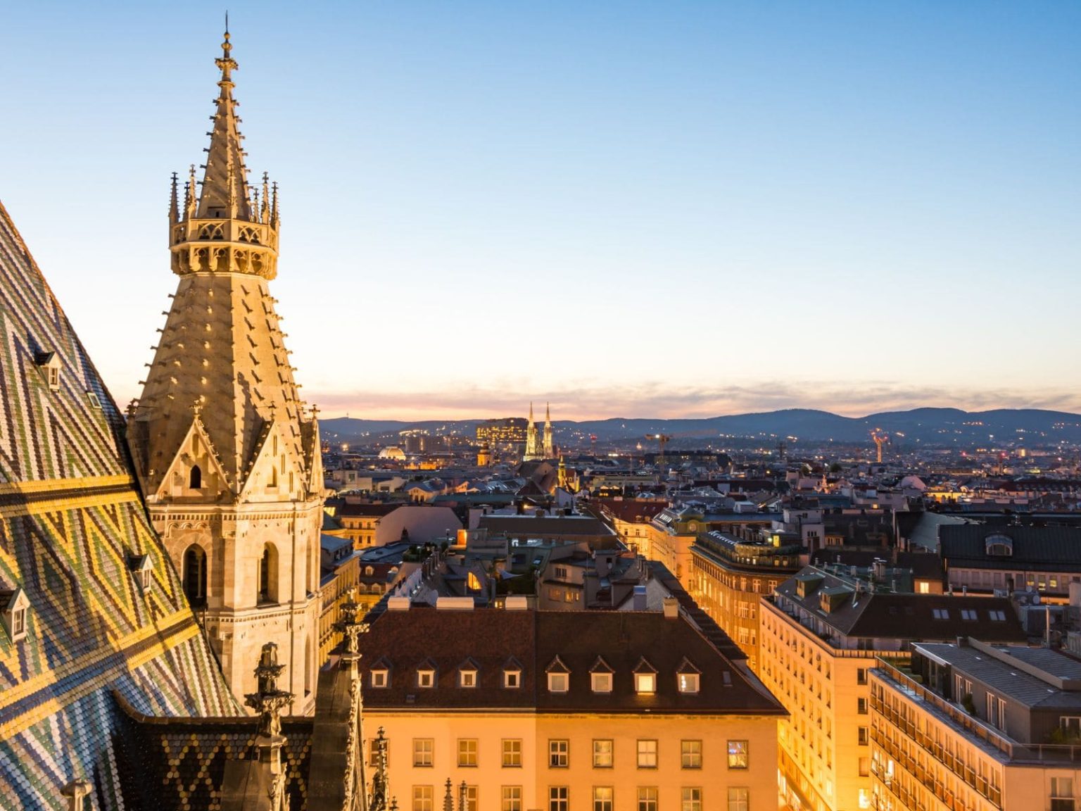 Dónde Alojarse en Viena: Las Mejores Zonas y Hoteles 2025
