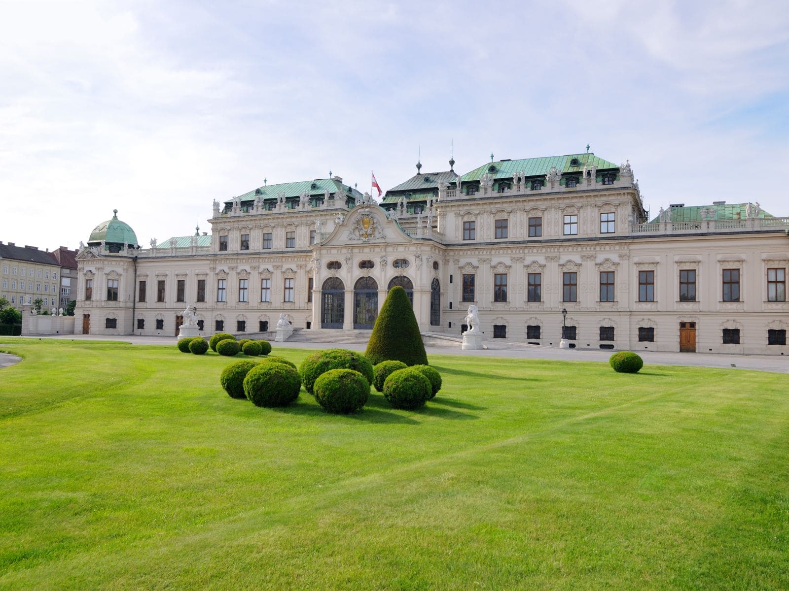 Viena en abril: Qué hacer, Tiempo y Que Ropa llevar 2025